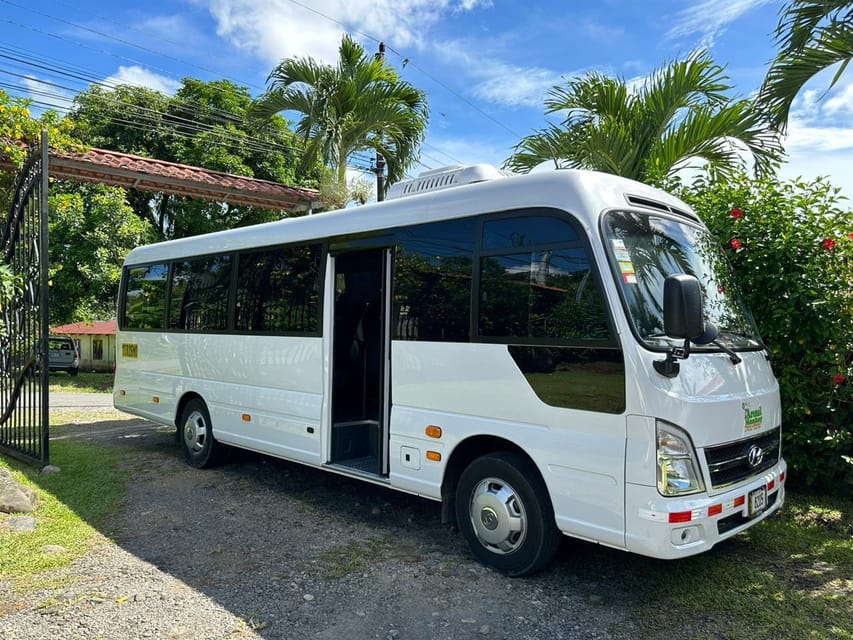 Best Value Deluxe Transportation La Fortuna - Monteverde - Key Points