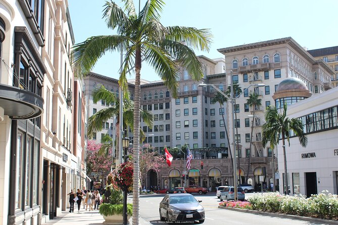 Beverly Hills & Rodeo Drive: Private 2-hour Walking Tour - Why You Should Consider This Tour