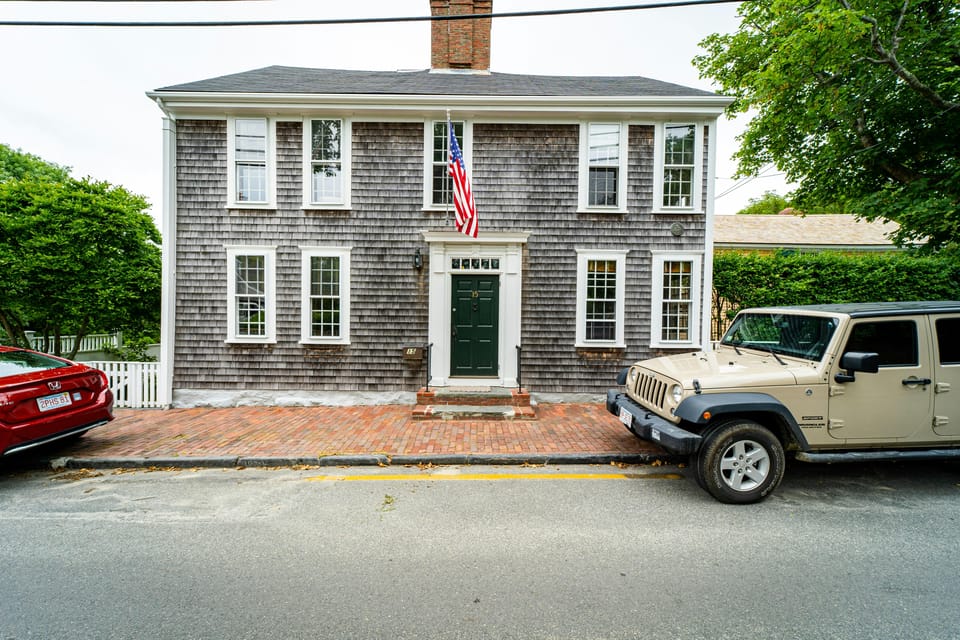 Beyond the Cobblestones Self Guided Audio Tour of Nantucket - Who is This Tour Best For?