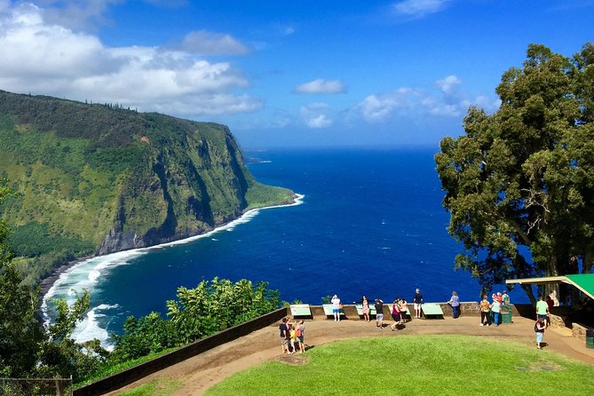 Big Island Waterfalls Tour with Swimming and Botanical Garden - What Makes This Tour Special?