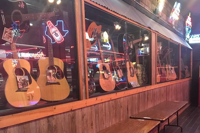 Billy Bob's Texas Honky Tonk Dinner and Photo Package - Authentic Cowboy Culture and Entertainment