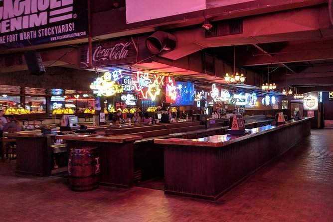 Billy Bob's Texas Honky Tonk Dinner and Photo Package - Practical Tips for Your Visit