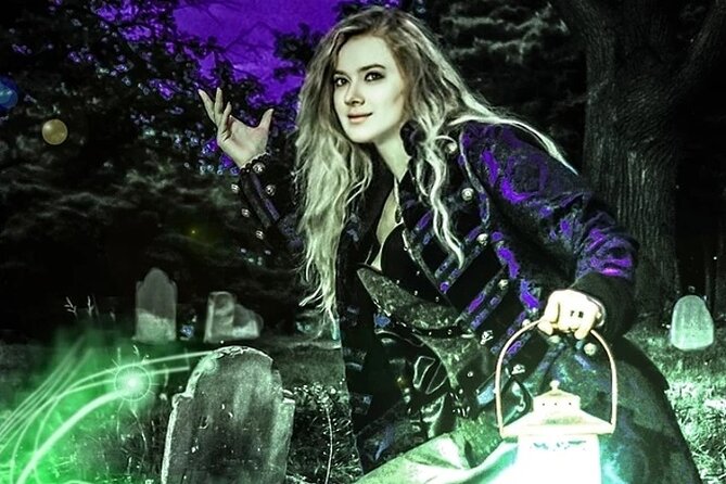 Black Cat Ghostly Night Tour in Salem - An In-Depth Look at the Black Cat Ghostly Night Tour