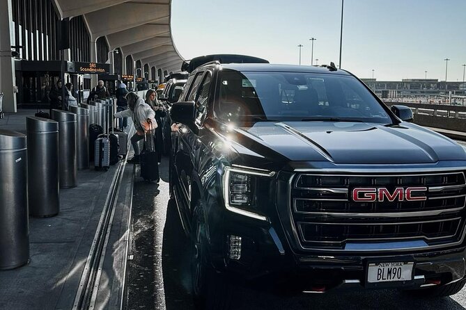 Black SUV Transfer From or To JFK, LGA, EWR - All Fees Included - The Experience from Start to Finish