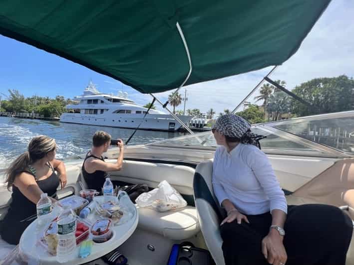 Boca Raton: 23ft Boat Tour with Snorkeling/Tubing/Island - The Sum Up