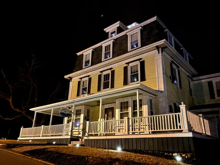Boothbay Haunted Ghost Walking Tour - An In-Depth Look at the Boothbay Haunted Ghost Walking Tour
