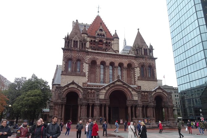 Boston Back Bay self-guided walking tour & scavenger hunt - The Experience & What Sets It Apart