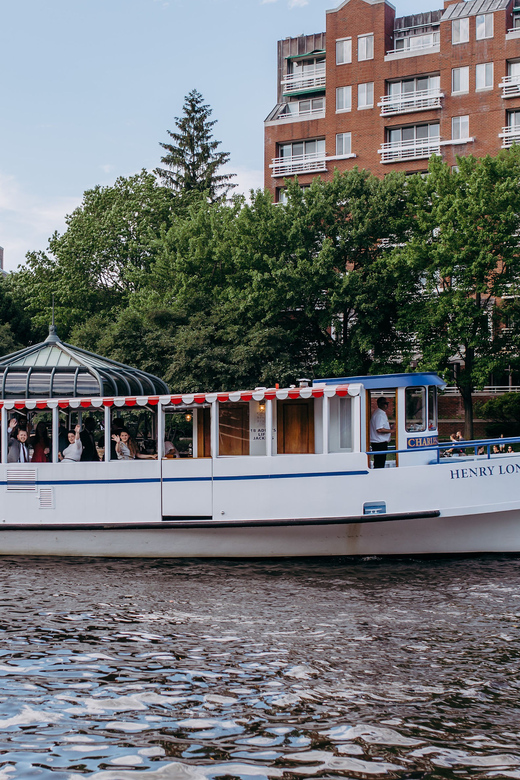 Boston: Charles River Sunset and Cocktail Cruise - Who Should Consider This Experience?