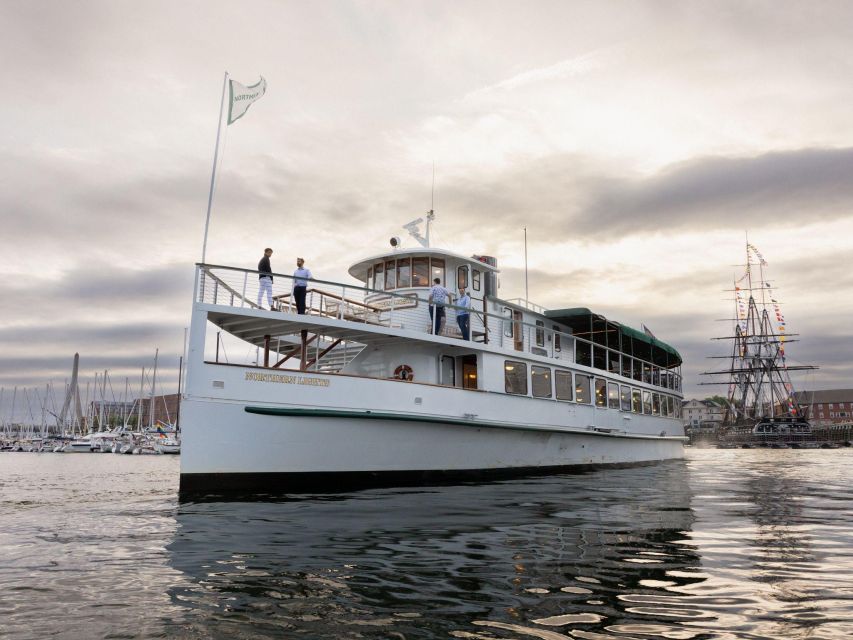 Boston: Cocoa and Carols Holiday Cruise - Who Will Love This Cruise?