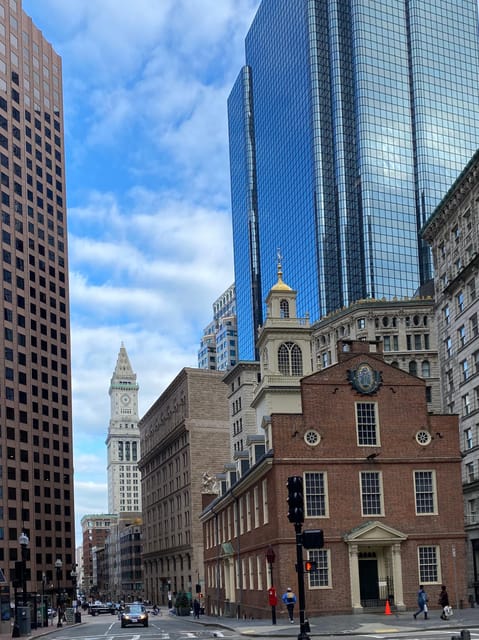Boston: Freedom Trail Guided Walking Tour in French - Key Points