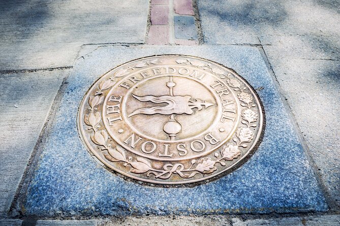 Boston: Freedom Trail History Small Group Walking Tour - Key Points: