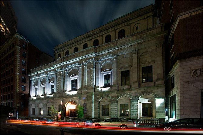 Boston Ghosts By US Ghost Adventures - A Closer Look at the Boston Ghost Tour Experience