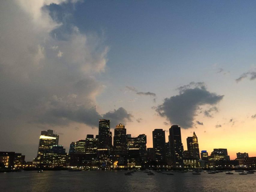 Boston Harbor: Full Moon Cruise with Champagne Option - What to Expect During the Cruise