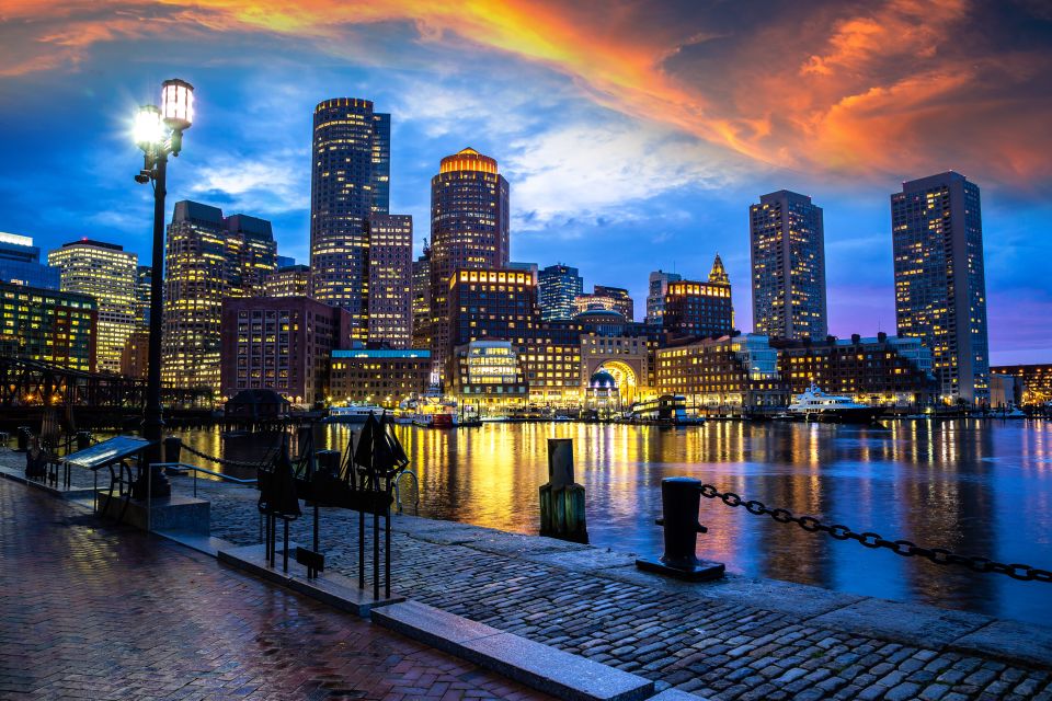 Boston: Haunted Pub Crawl of Historic Pubs and Taverns - Key Points