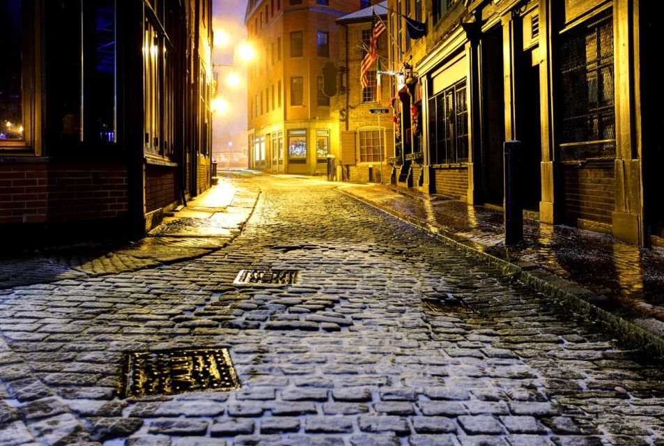 Boston: Haunted Pub Crawl of Historic Pubs and Taverns - The Experience in Detail