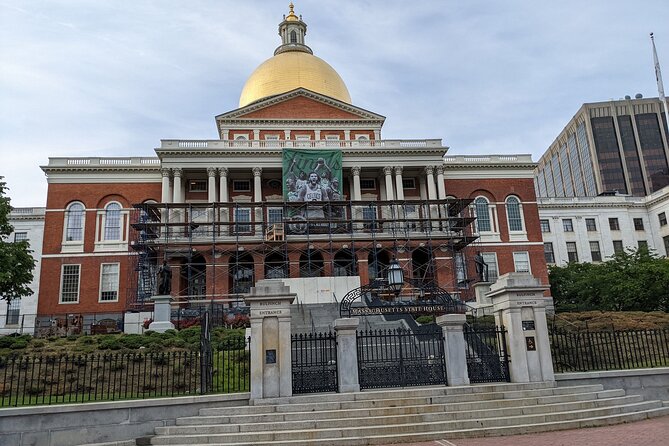 Boston Scavenger Hunt Walking Tour and Game - Key Points