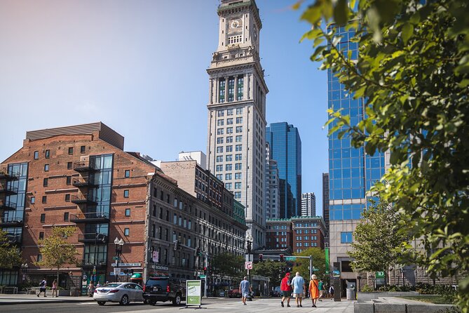 Boston Seafood to Freedom Trail Highlights Private Tour - An In-Depth Review of the Boston Seafood to Freedom Trail Highlights Private Tour