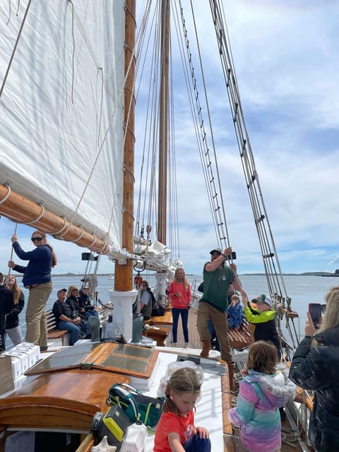 Boston: Sunday Pastries & Prosecco on Boston Harbor - Frequently Asked Questions