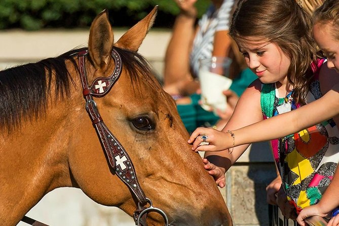 Bourbon & Derby: Makers Mark OR Buffalo trace + Churchill Down - Churchill Downs: A Heart-Pounding Start