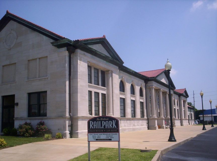 Bowling Green: Historic RailPark & Train Museum Entry & Tour - A Deep Dive into the RailPark & Train Museum Experience