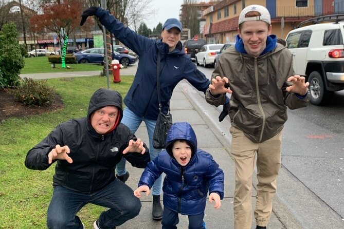 Broken Arrow City Scavenger Hunt Excursion by Zombie Scavengers - How the Experience Works