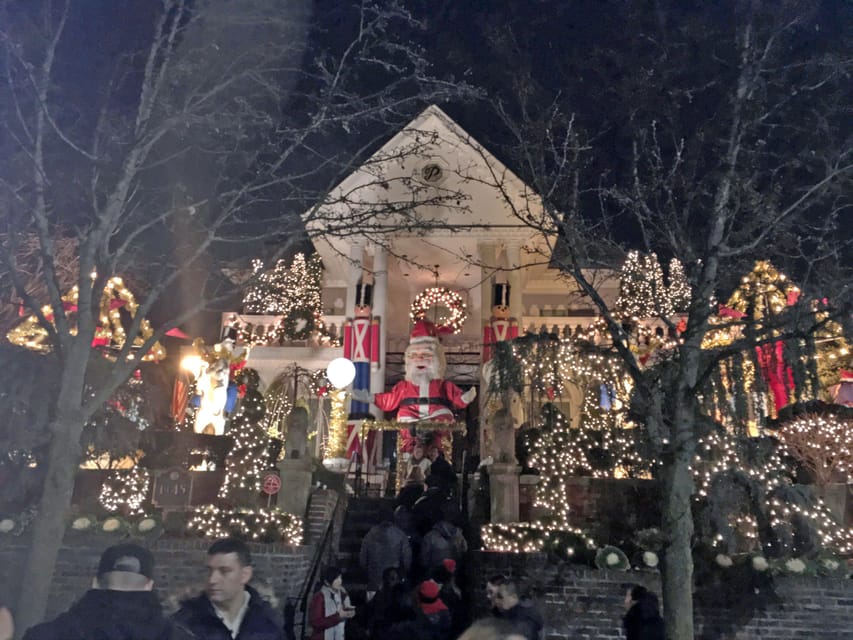 Brooklyn: 1.5-Hour Dyker Heights Christmas Walking Tour - Authentic Experiences and Tips from Reviewers