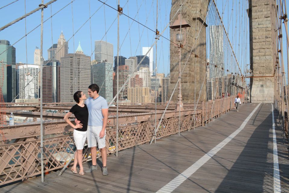 Brooklyn Bridge & Neighborhoods  2-Hour Photo Shoot Tour - An In-Depth Look at the Brooklyn Bridge & Neighborhoods Photo Tour