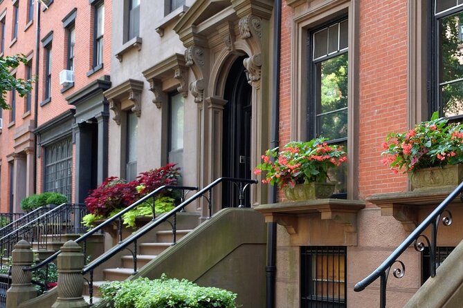 Brooklyn Heights: A Self-Guided Tour from the Promenade to Truman Capote's house - Practicalities and Tips