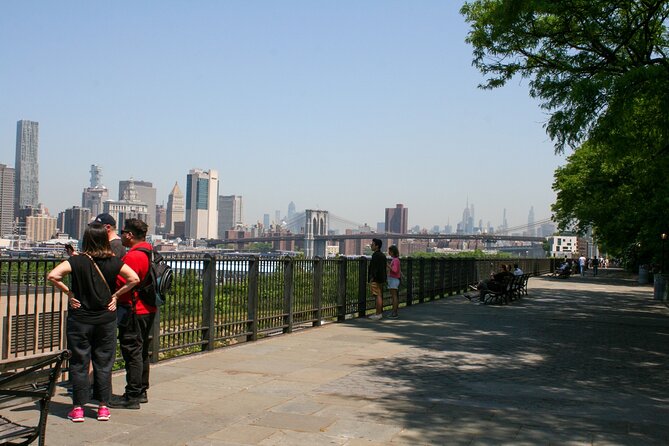 Brooklyn Heights, Brooklyn Bridge, and DUMBO Food Tour - Who should consider this tour