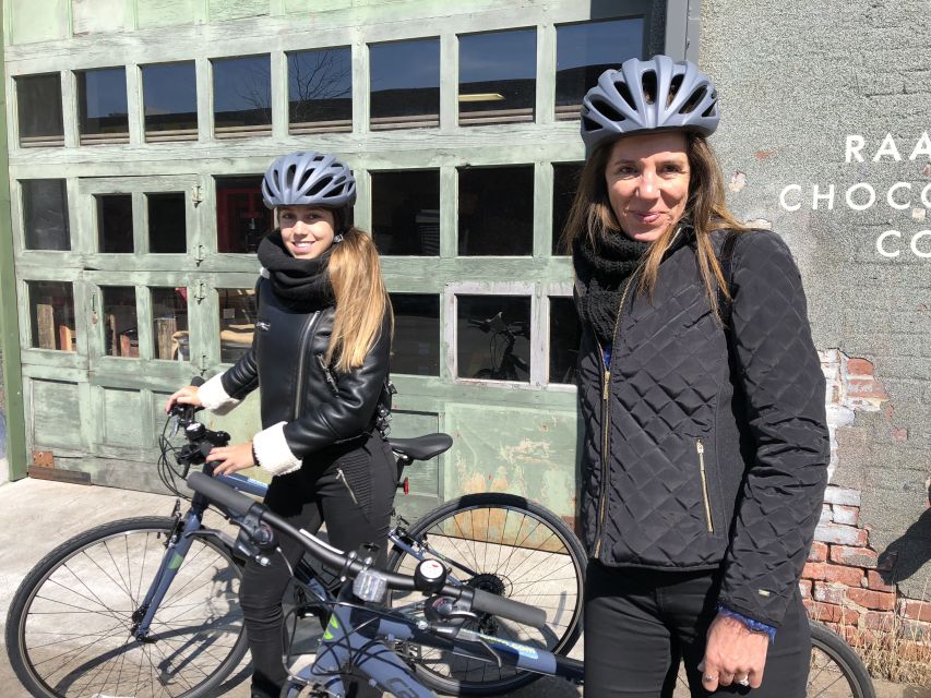 Brooklyn: Sightseeing Bike Tour with Local Guide - Is This Tour Worth the Price?