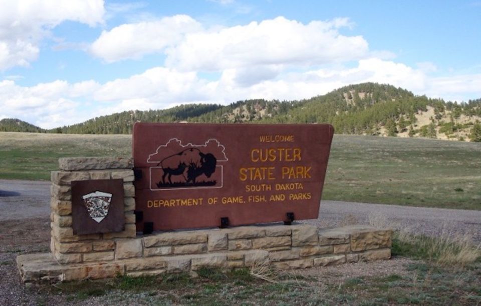 Buffalo Jeep Safari & Mammoth Site Tour - Buffalo Jeep Safari & Mammoth Site Tour
