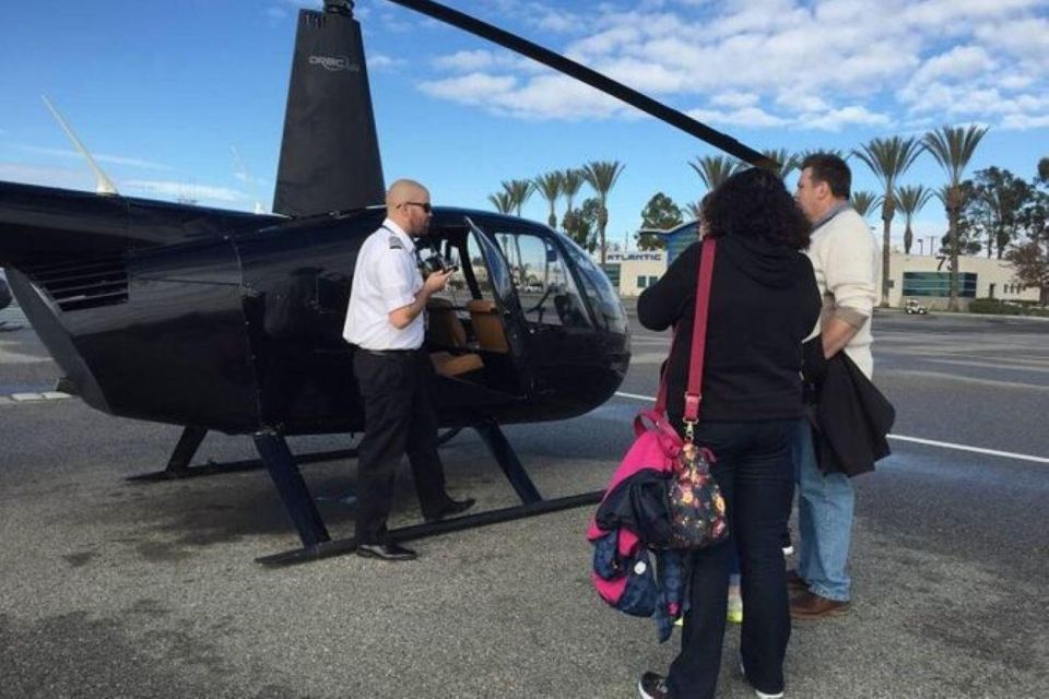 Burbank: Private Helicopter Tour to Waypoint Café - Key Points