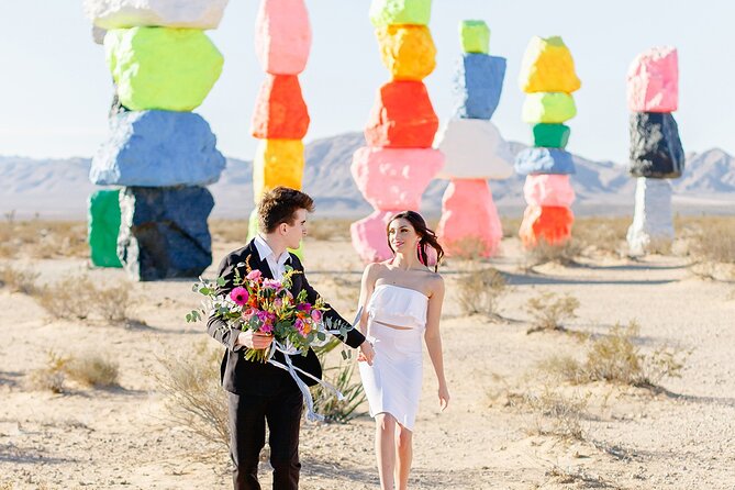 California Desert, Seven Magic Mountains and Las Vegas Sign - The Itinerary: What to Expect