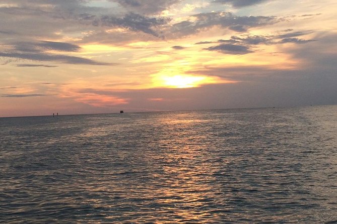 Calypso Queen Tropical Party Buffet Cruise - The Pros & Cons: Balancing the Experience