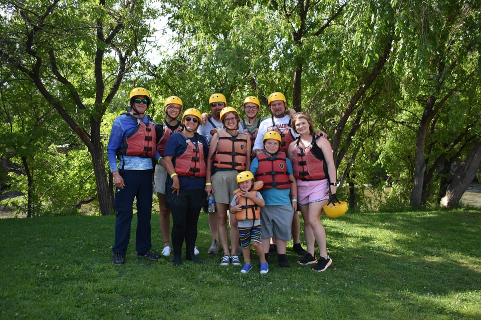 Cañon City: Family Float Rafting With Lunch, Photo & Wetsuit - Who Should Consider This Tour?
