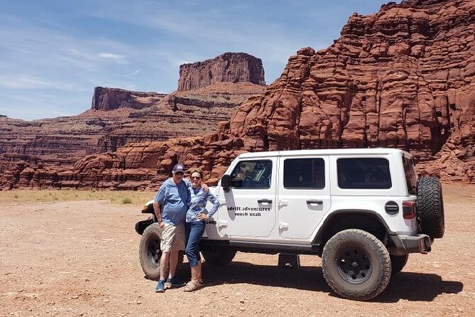 Canyonlands National Park Backcountry 4x4 Adventure from Moab - An Authentic Look at the Canyonlands Experience