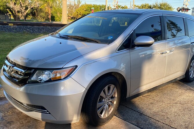 Canyons Village to Salt Lake Airport (SLC) - Departure Transfer - Vehicle Comfort and Facilities