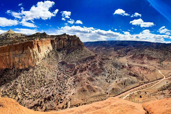 Capitol Reef Full Day Private Tour and Hike - The Experience in Detail: What to Expect