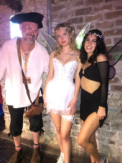 Captain Stoner's Haunted Dive Bar Crawl - Who Should Book This Tour?