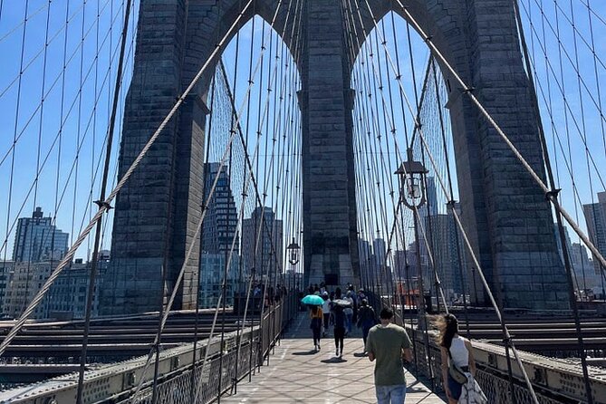Capture NYC Personalized Photo Tours with a Local Expert - Who Should Book This Tour?