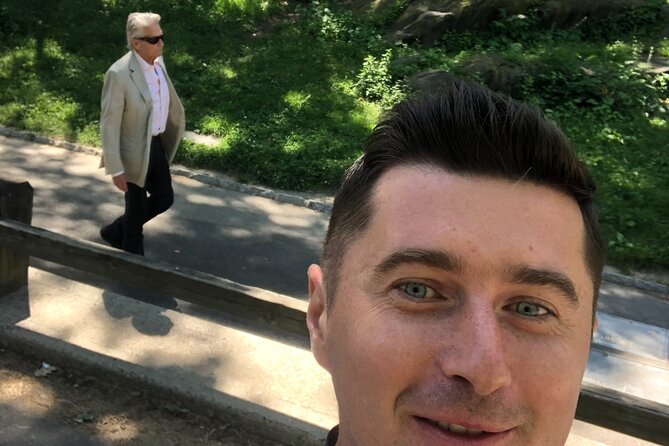 Central Park Movie Locations and Celebrity Homes Pedicab Tour - Discovering Central Park’s Movie Magic and Celebrity Residences: A Review of the Pedicab Tour