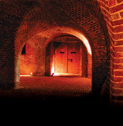 Charleston: 90-Minute Ghost and Dungeon Walking Tour - A Closer Look at the Tour Itinerary