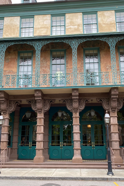 Charleston: Beauty & Tragedy Historic Walking Tour - Key Points
