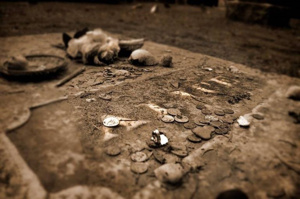 Charleston: Myths & Monsters Paranormal History Walking Tour - Authenticity and the Value of the Experience
