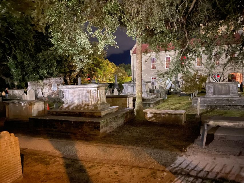 Charleston: Real Hauntings of Charleston Guided Tour - An In-Depth Look at the Charleston Haunted Tour