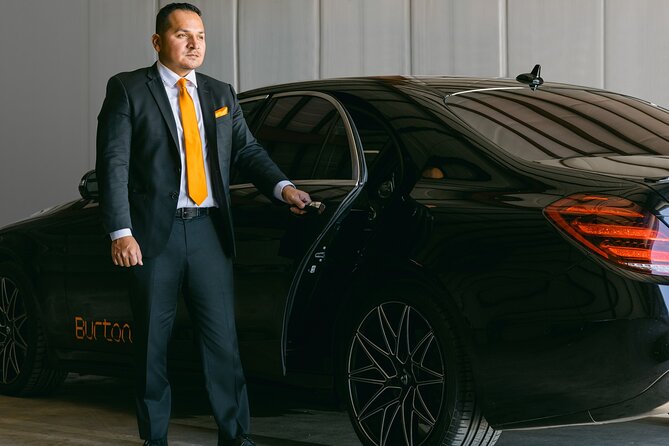Charlotte Departure Chauffeur Driven Airport Transport - Who Is This Service Best For?