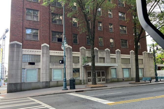 Charlotte's Ultimate Southern Charm Historical City Bus Tour - The Experience: What You Can Expect