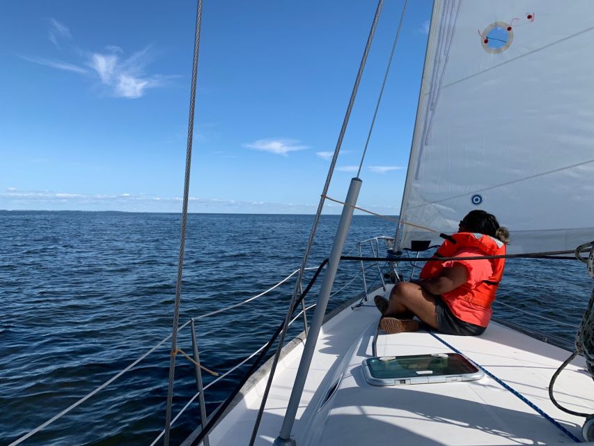 Chesapeake Beach: Private Sailing Cruise on a 42-Foot Yacht - What To Expect on the Yacht