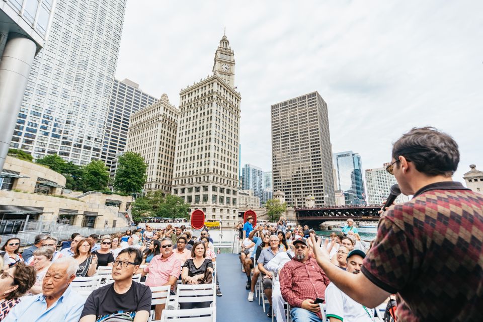 Chicago: 1.5-Hour Lake and River Architecture Cruise - An In-Depth Look at the Chicago Architecture Cruise