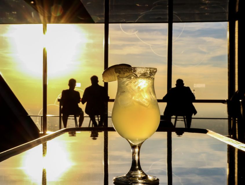 Chicago: 360 Chicago Observation Deck Sip and View Ticket - The Sum Up